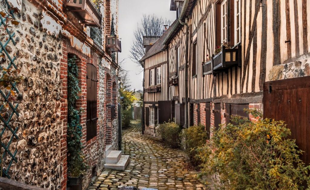 Que faire à Honfleur ? Les lieux incontournables à visiter ! - SIXT